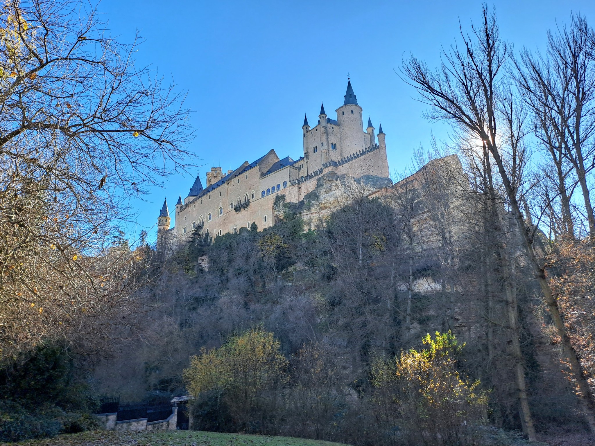 Comunidades Autônomas da Espanha: Castela-Mancha e Castela-e-Leão ...